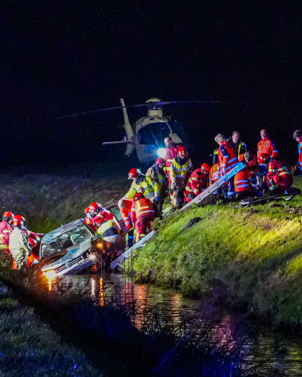 112-nieuws woensdag 18 december: Tweetal ernstig gewond na auto-ongeluk ...