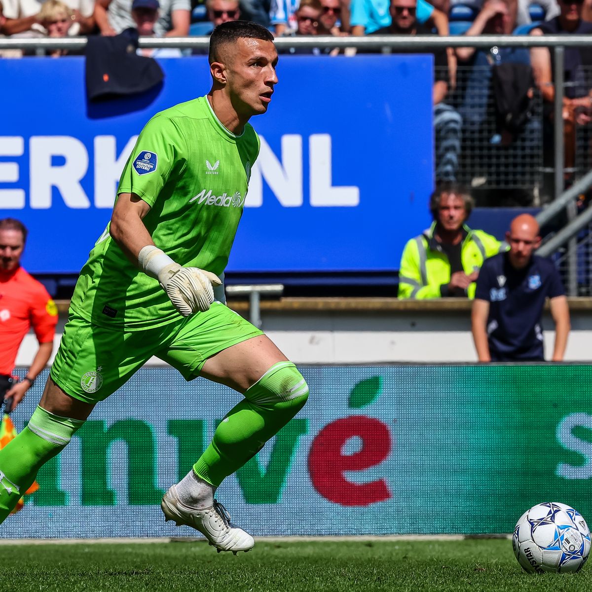 'Jonge doelman Andreev niet te snel afschrijven bij Feyenoord' - Rijnmond