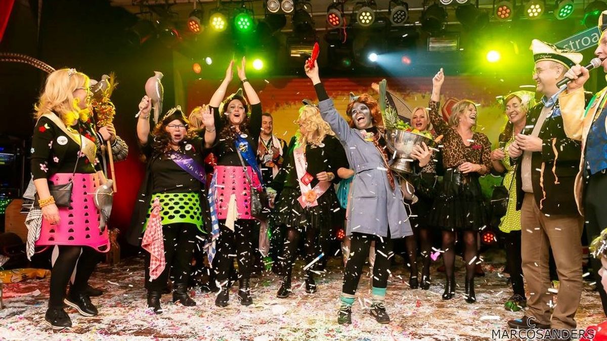 Meidengroep uit Born maakt allerslechtste vastelaovesleedje 2019 - L1