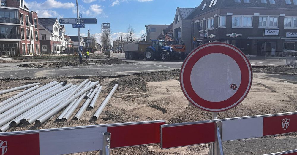 Belangrijk kruispunt zeven weken dicht: 'In de spits overal vast' - Omroep West