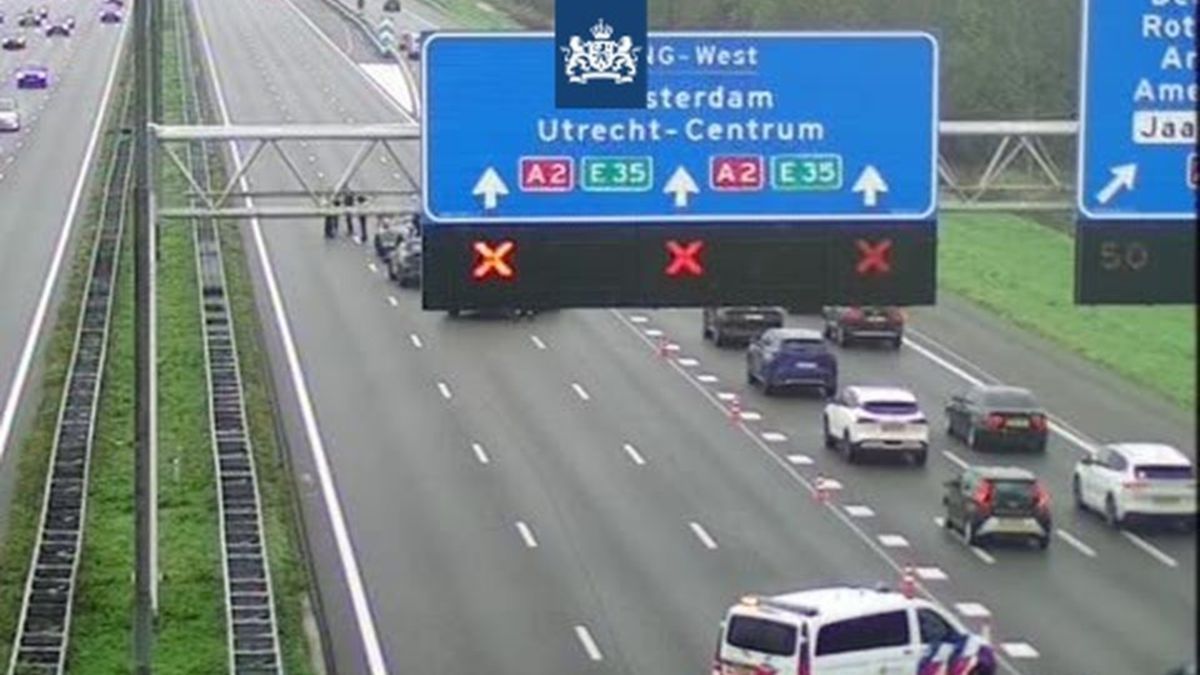 Zwaargewonden na groot ongeluk op A2 bij Oudenrijn, snelweg weer open - RTV Utrecht
