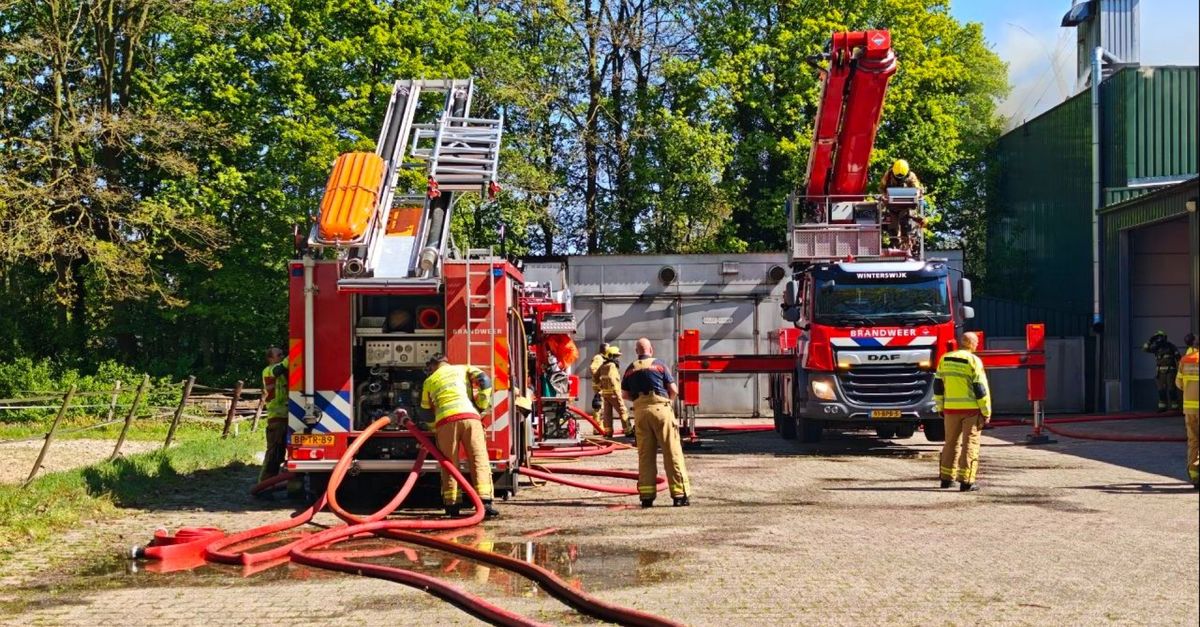 Grote brand in industriepand na uren blussen uit - Omroep Gelderland