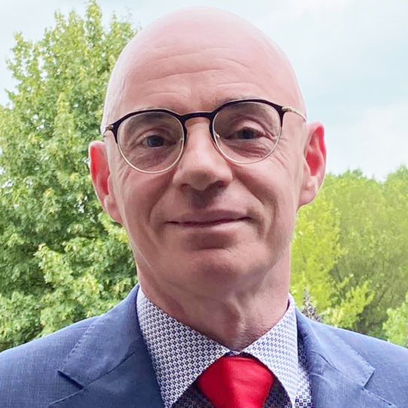 Het bewogen eerste jaar van Gilbert Isabella: 'Burgemeester ben je 24 ...