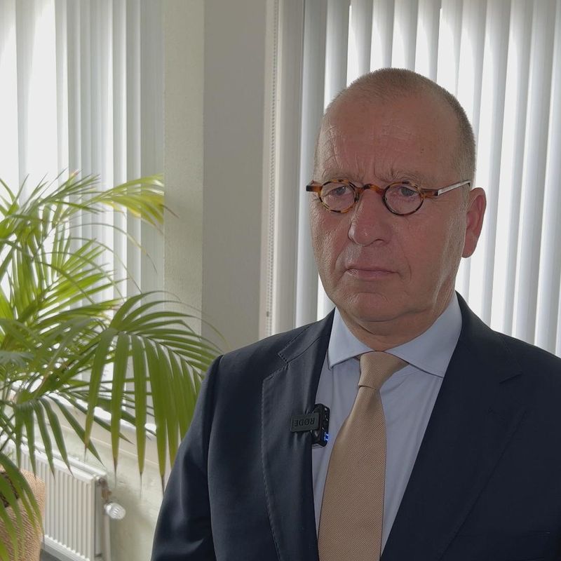 Burgemeester Theo Segers (Molenlanden): 'Dit is een hechte gemeenschap ... Burgemeester Theo Segers (Molenlanden): 'Dit is een hechte gemeenschap ...