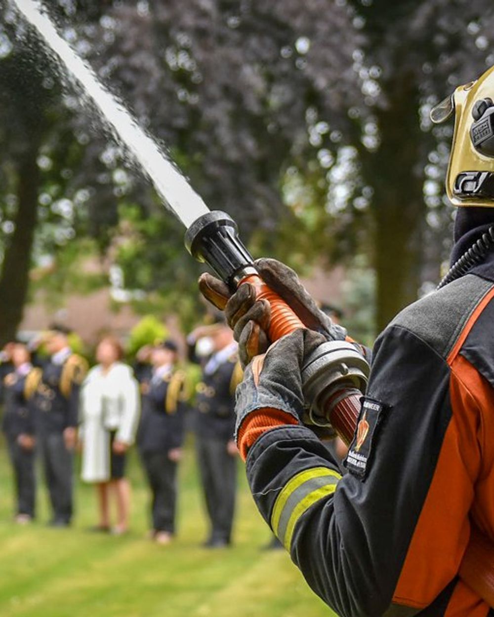 Omgekomen brandweermannen herdacht - Omroep West
