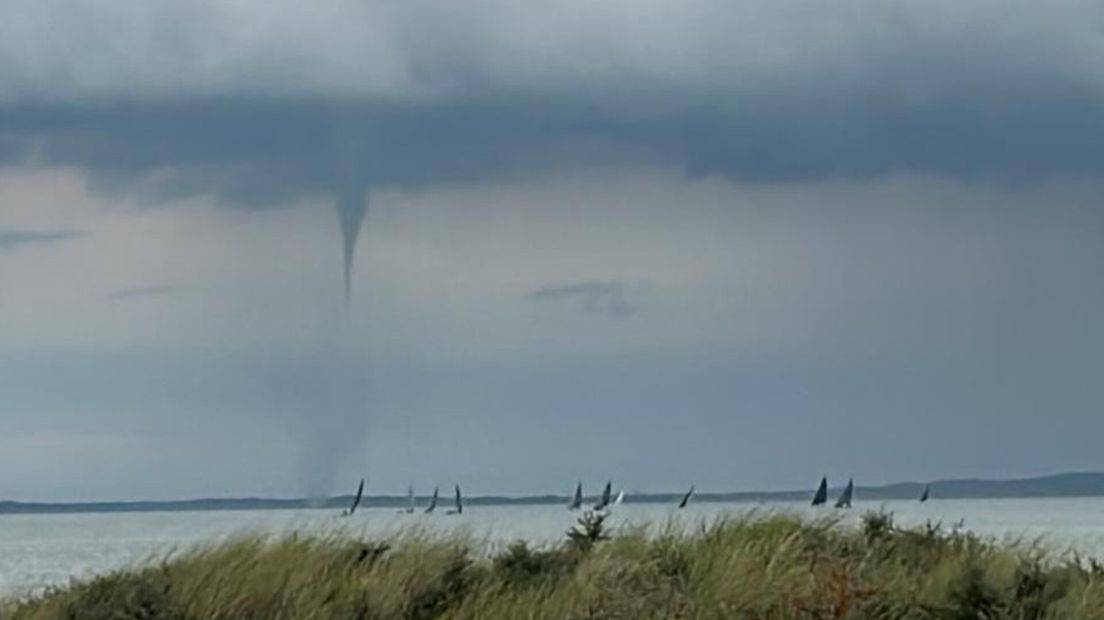 Waterhoos op verschillende plekken gespot: van Nieuwvliet tot ...