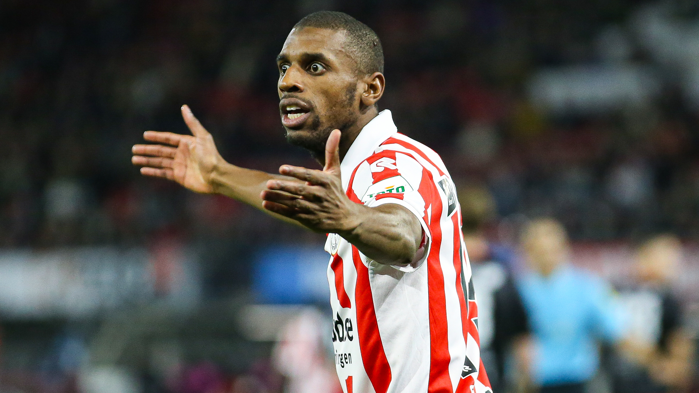 Zijn geloof bracht Saïd Bakari ooit naar Sparta, zondag begint hij aan ...