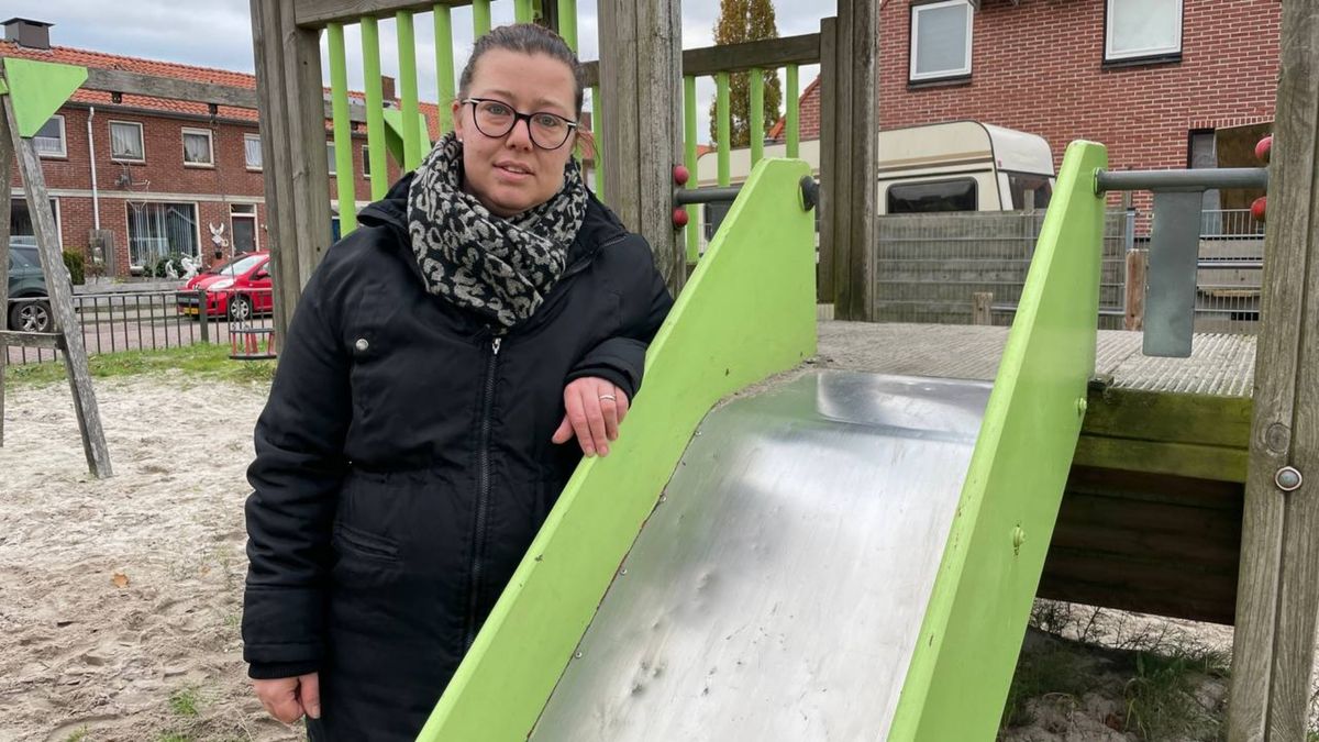 Speeltuin in Nieuwe Pekela moet toestellen vernieuwen: 'Zoveel geld ...