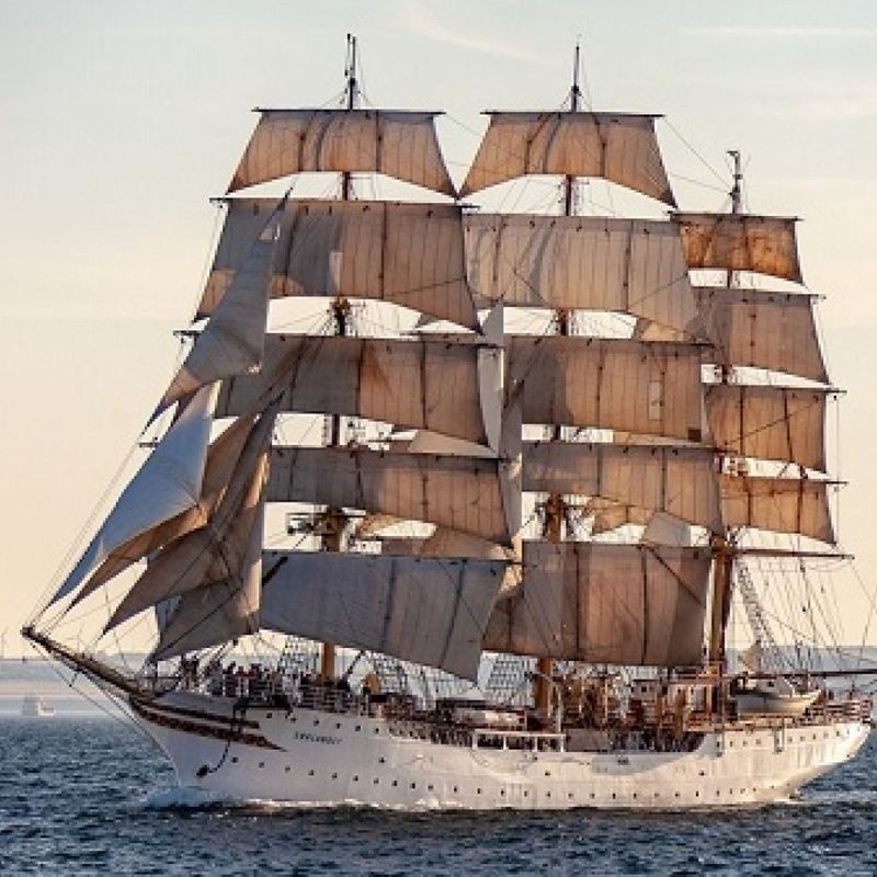 Dit bijzondere zeilschip komt dit weekend aan in haven van Scheveningen ...