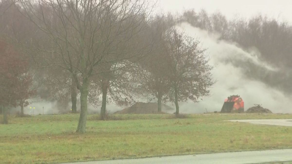 Amerikaanse oorlogsbom tot ontploffing gebracht bij Twente Airport - Oost