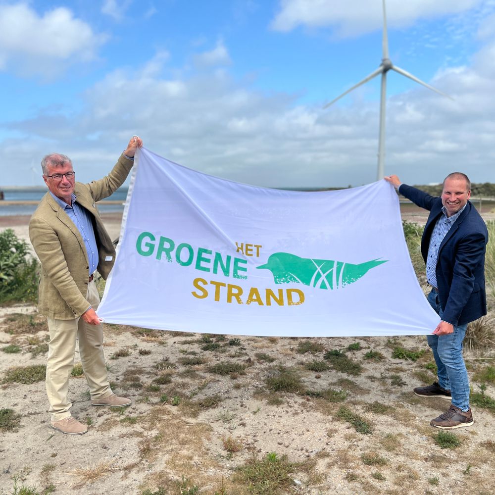 Drie Zeeuwse stranden nemen opnieuw het keurmerk 'Groene Strand Wimpel ...