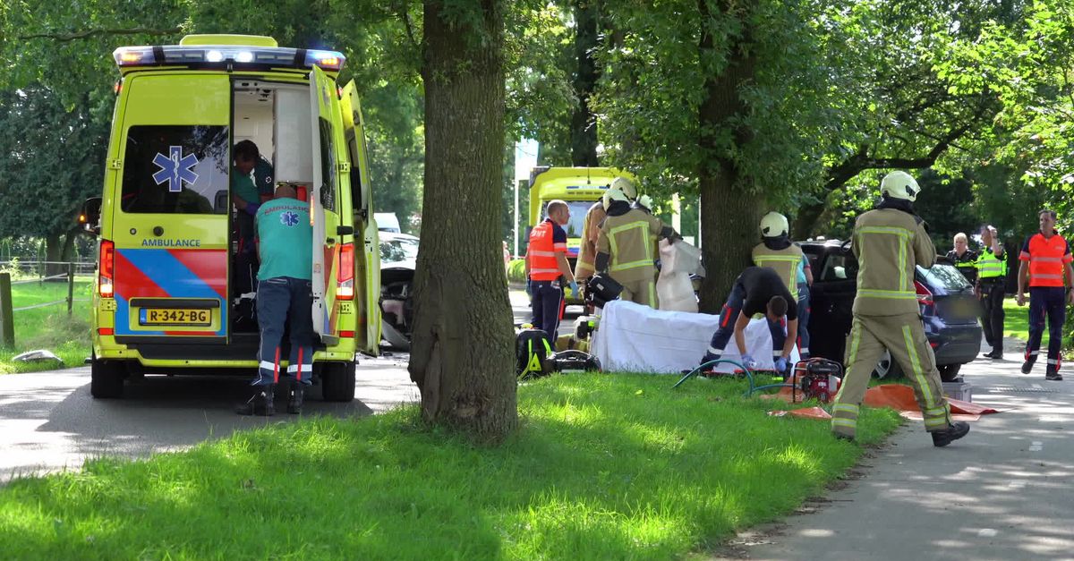 Gewonden bij nieuwe botsing op 'gevaarlijkste weg van Noordenveld' - RTV Drenthe