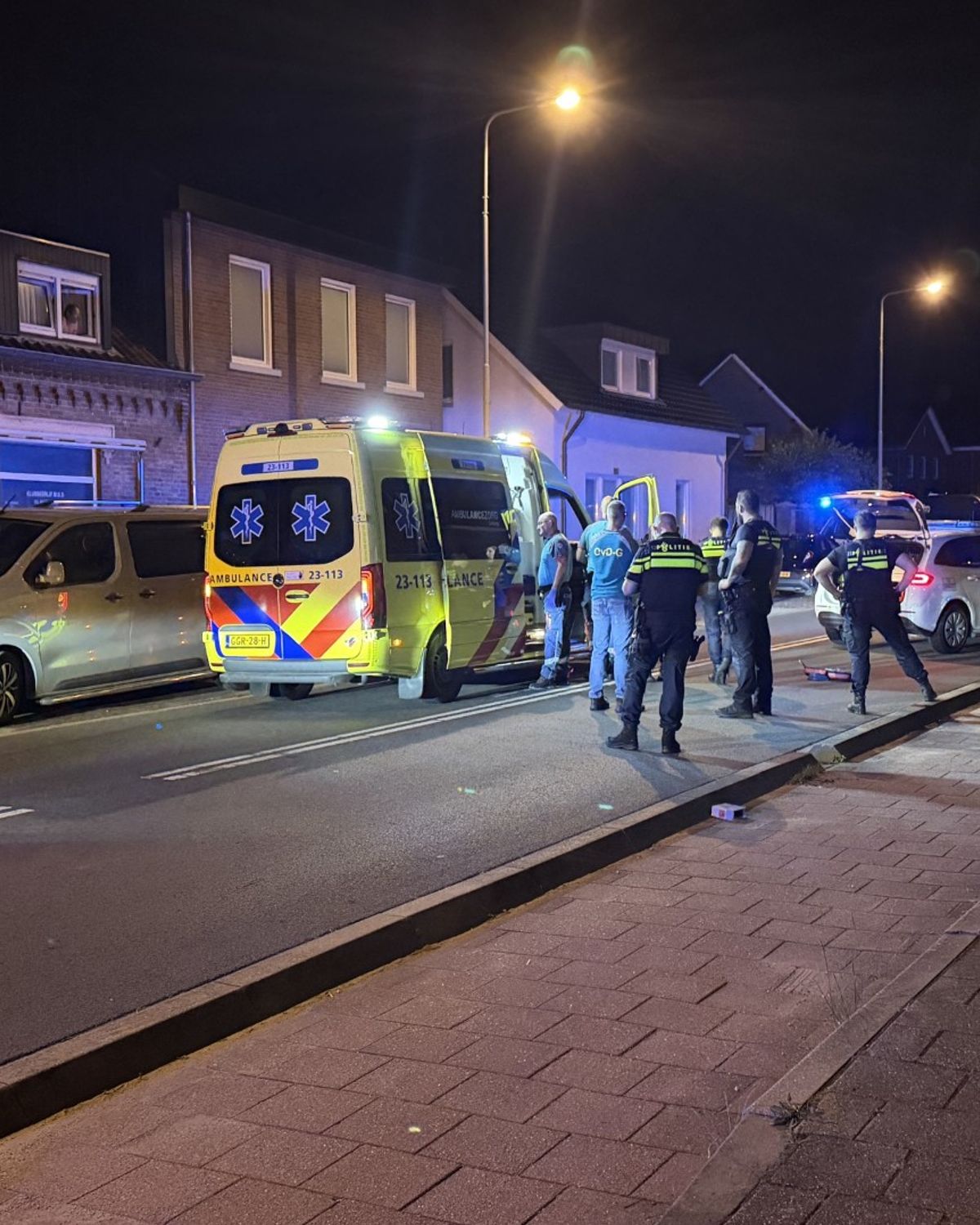 Fietser valt in Swalmen: twee ambulances ingezet en traumaheli geland ...