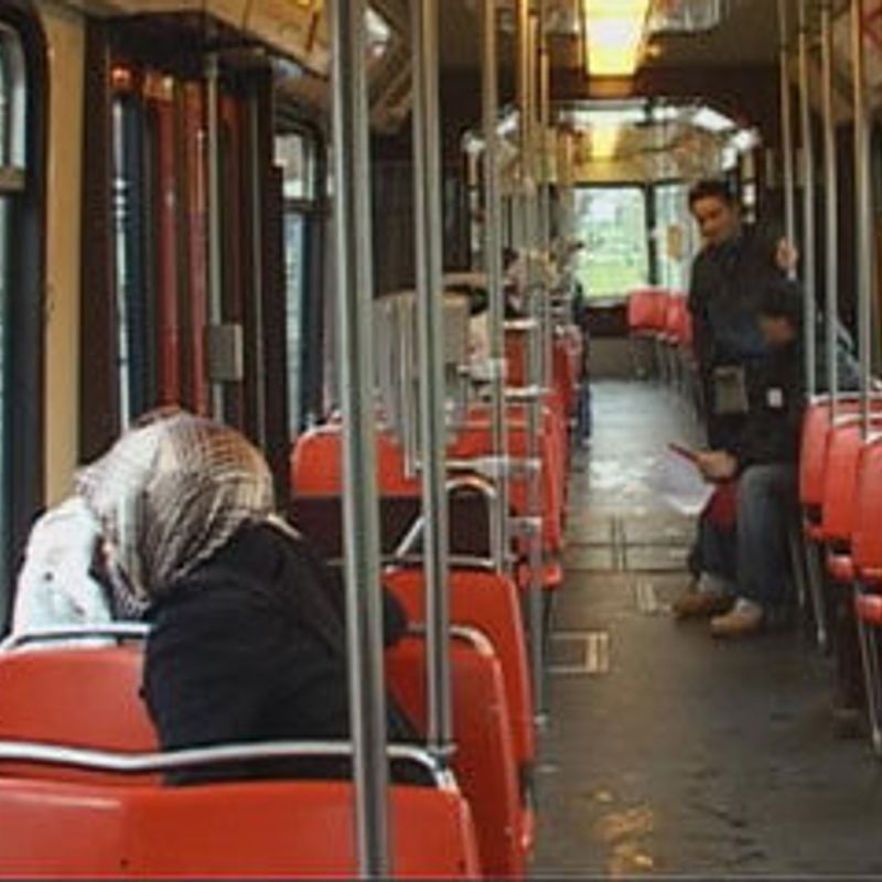 OV-verbod voor jonge Rotterdammer (16) - Rijnmond