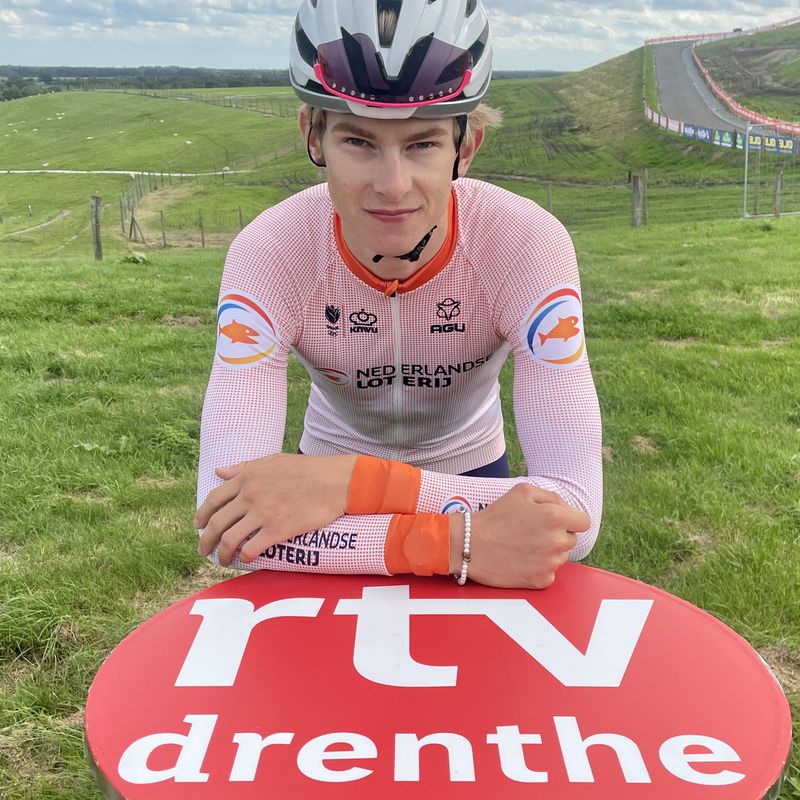 Tibor del Grosso tekent contract tot 2026 bij ploeg Mathieu van der ...