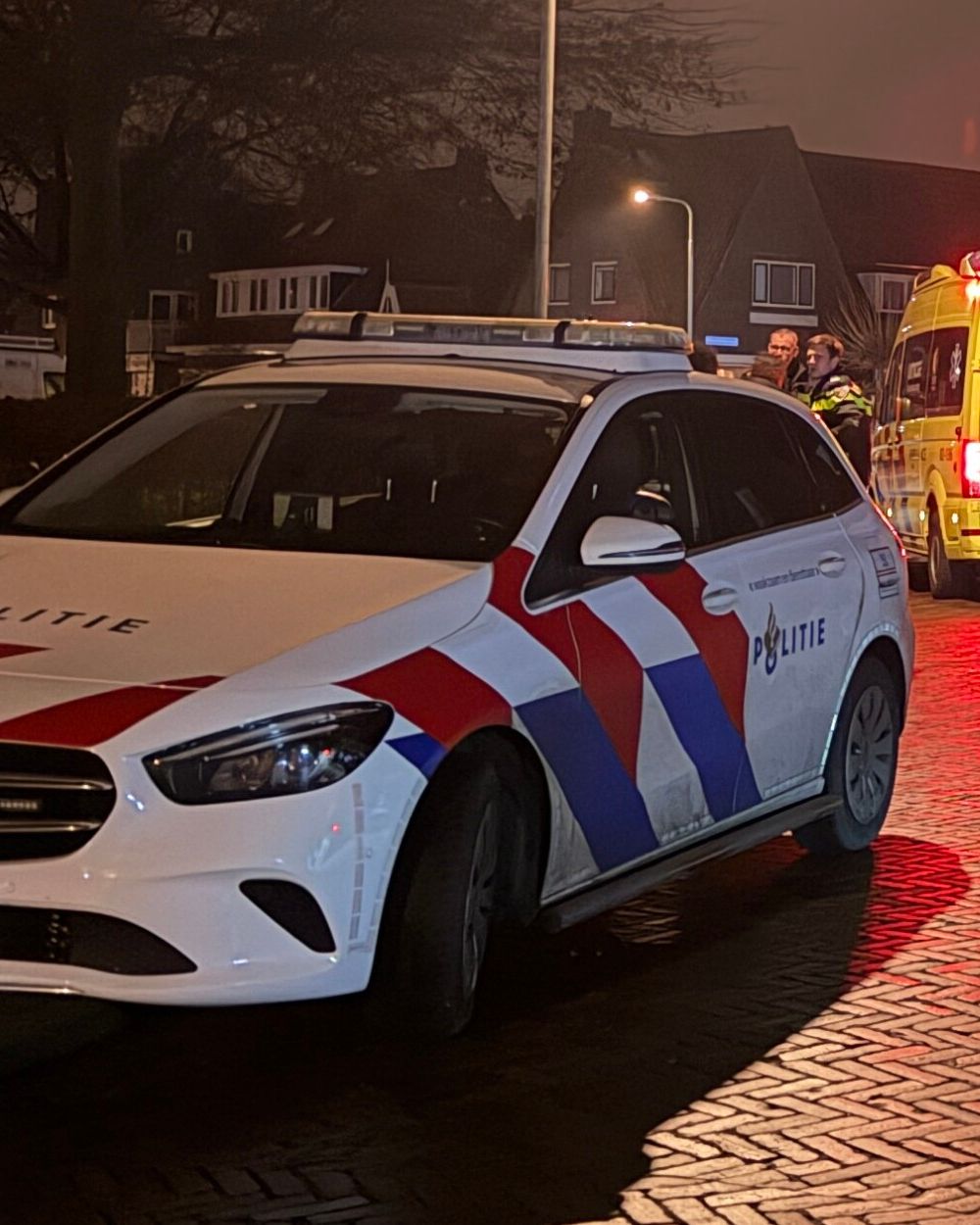 Persoon gewond bij steekincident in Sneek, verdachte nog niet ...