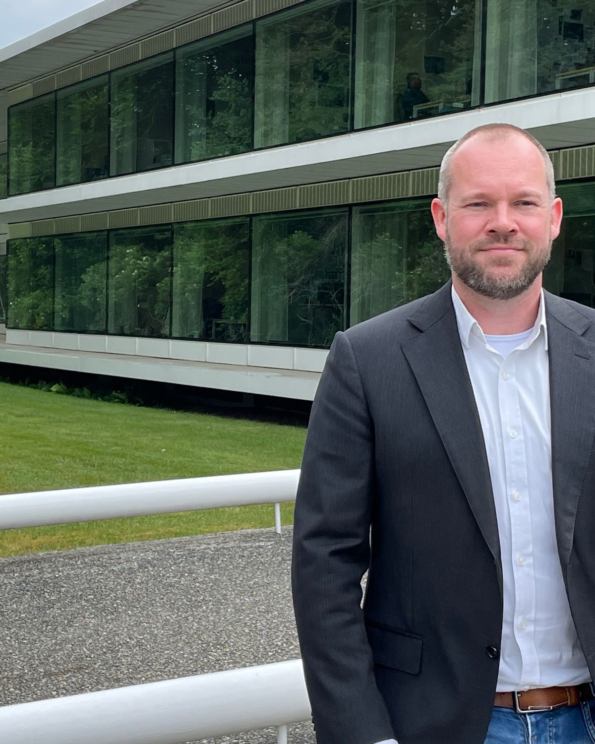 Wethouder Jurryt Vellinga overleeft ternauwernood motie van wantrouwen ...