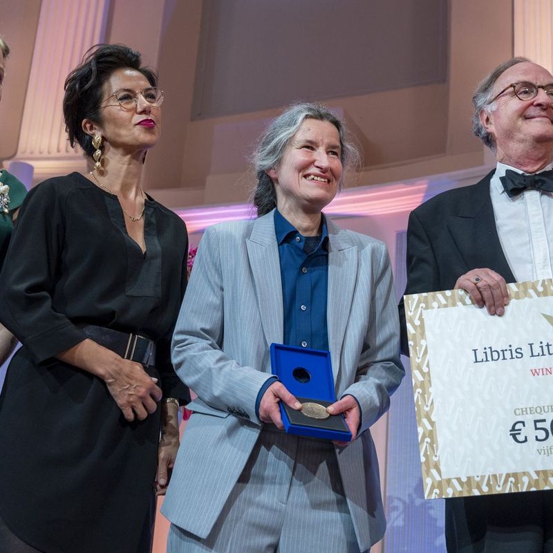 Anjet Daanje uit Wijster winnaar van Libris Literatuurprijs - RTV Drenthe