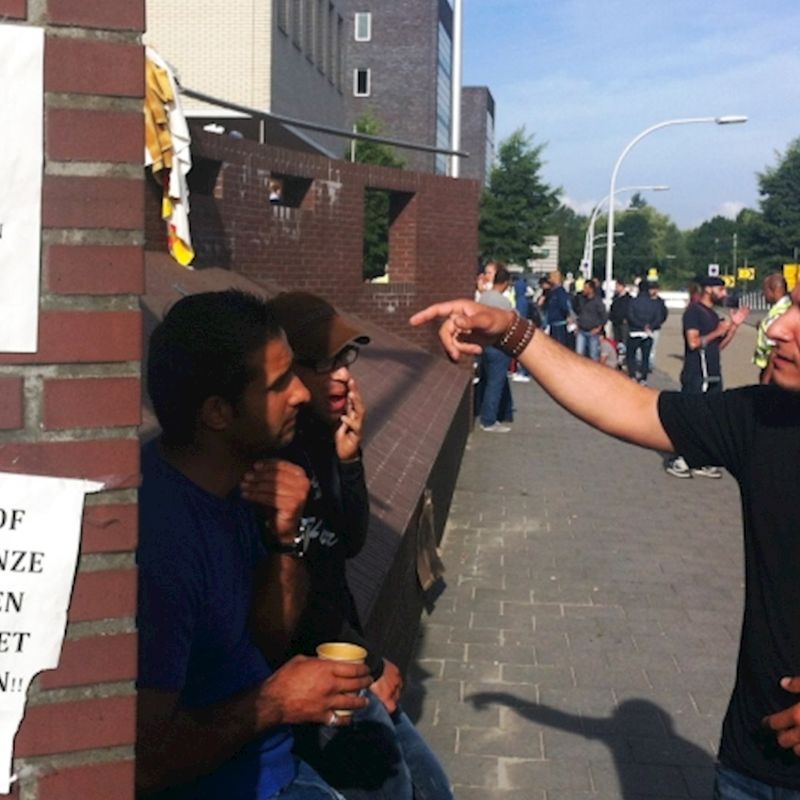 Vier Irakezen aangehouden bij IND-kantoor Zwolle - Oost