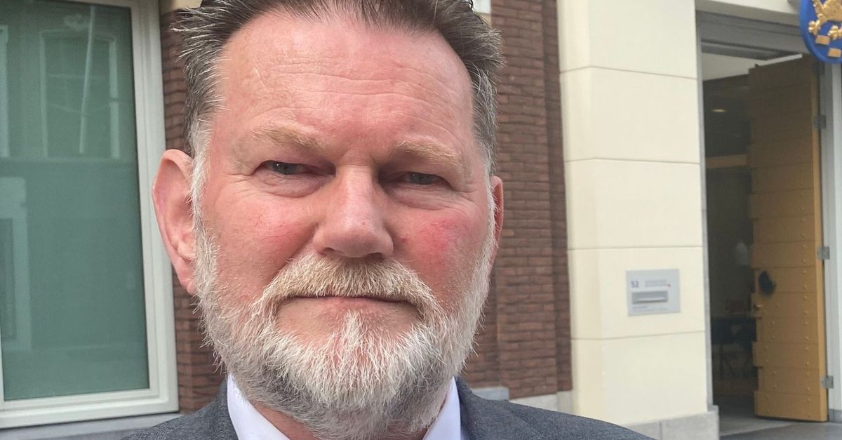 Gedeputeerde Fokkinga heeft handtekening gezet: Fryslân gaat voor 17. ...