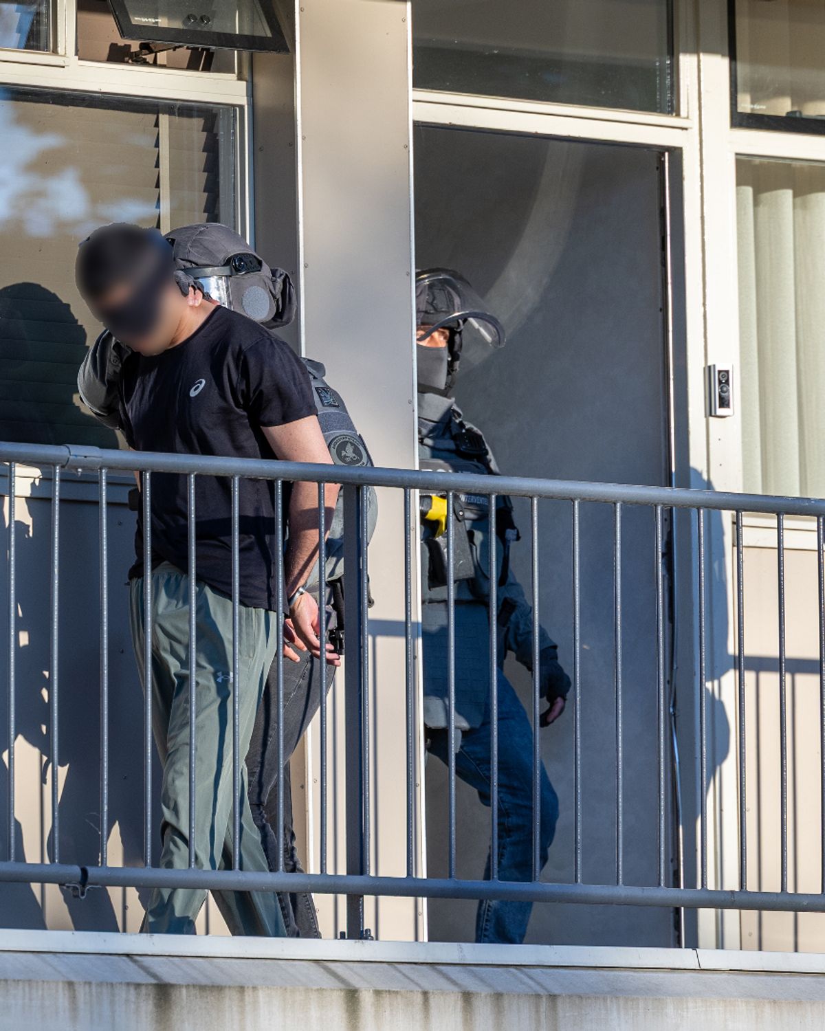 Tweede verdachte opgepakt voor schietpartij - Rijnmond