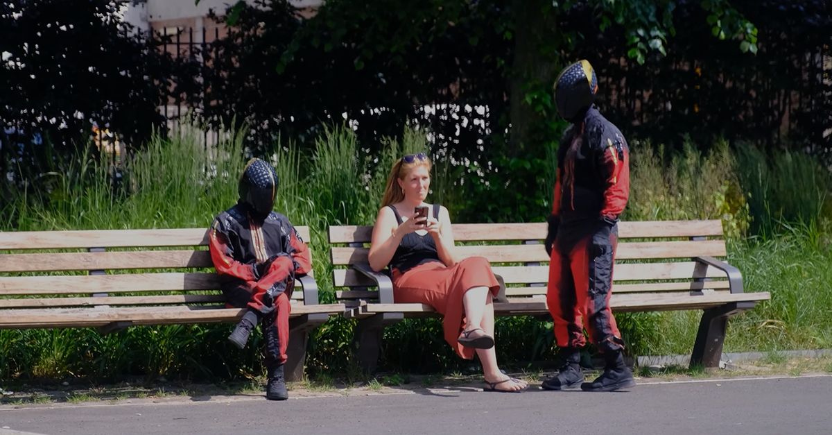 Uiteenlopende reacties op figuren met maskers: 'Er waren zelfs pogingen ...