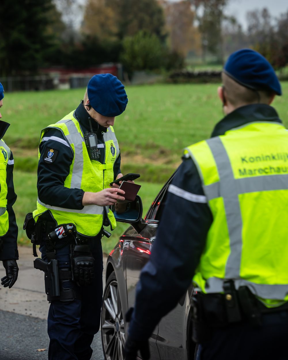 Kabinet wil na de zomer stoppen met grenscontroles - Oost