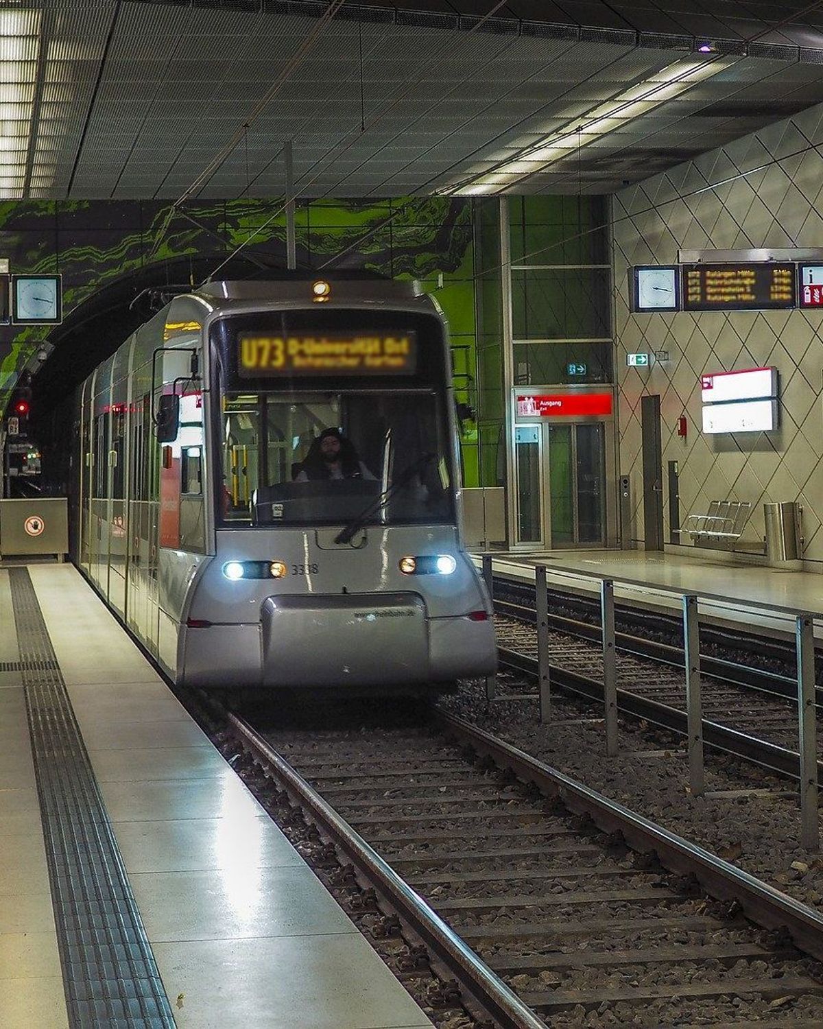 Metro in Utrecht: peperdure luchtfietserij of geniaal masterplan? - RTV ...