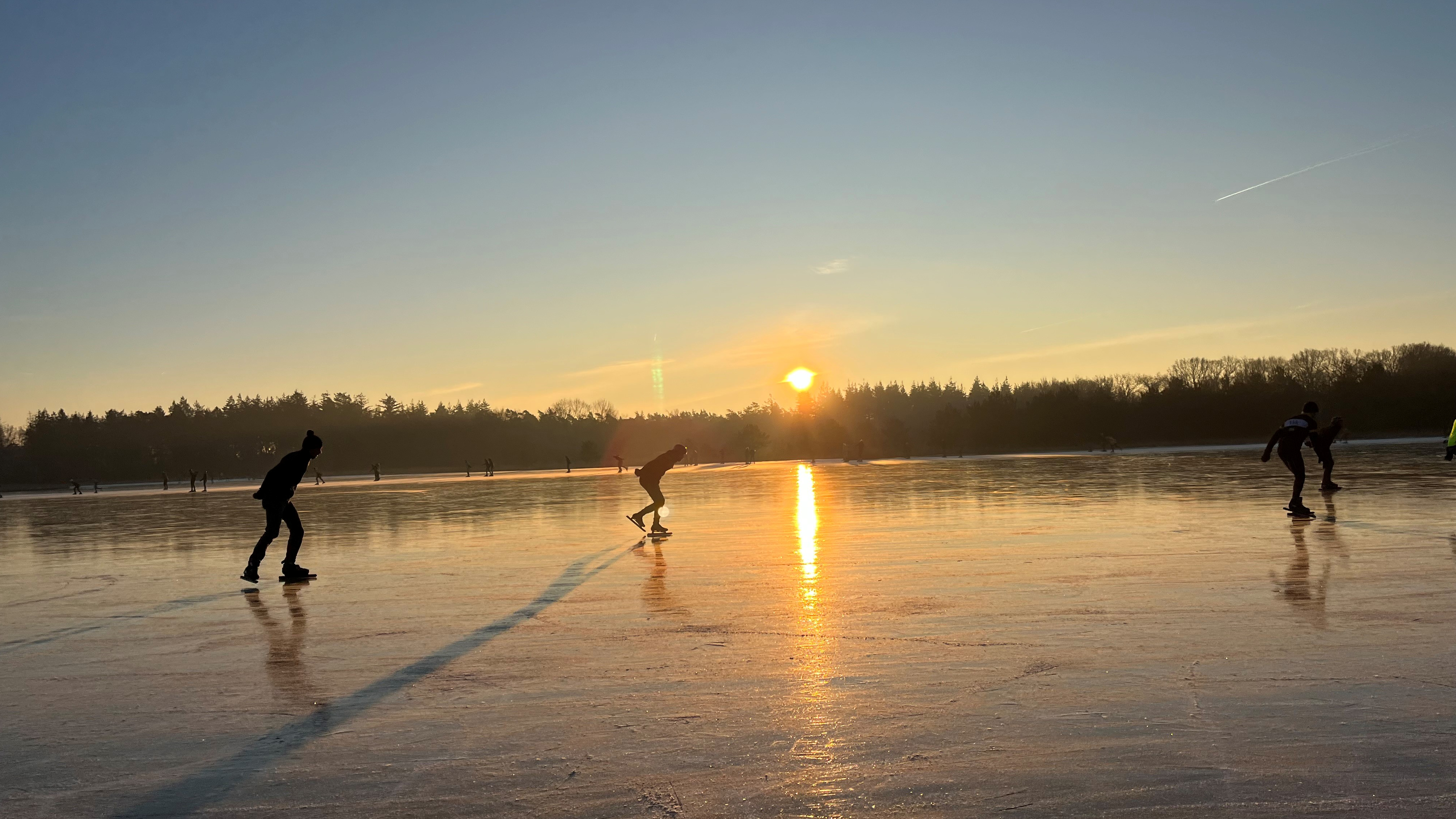 Natuurijs of schaatsbaan: hier kun je (nu het nog kan) schaatsen in de ...