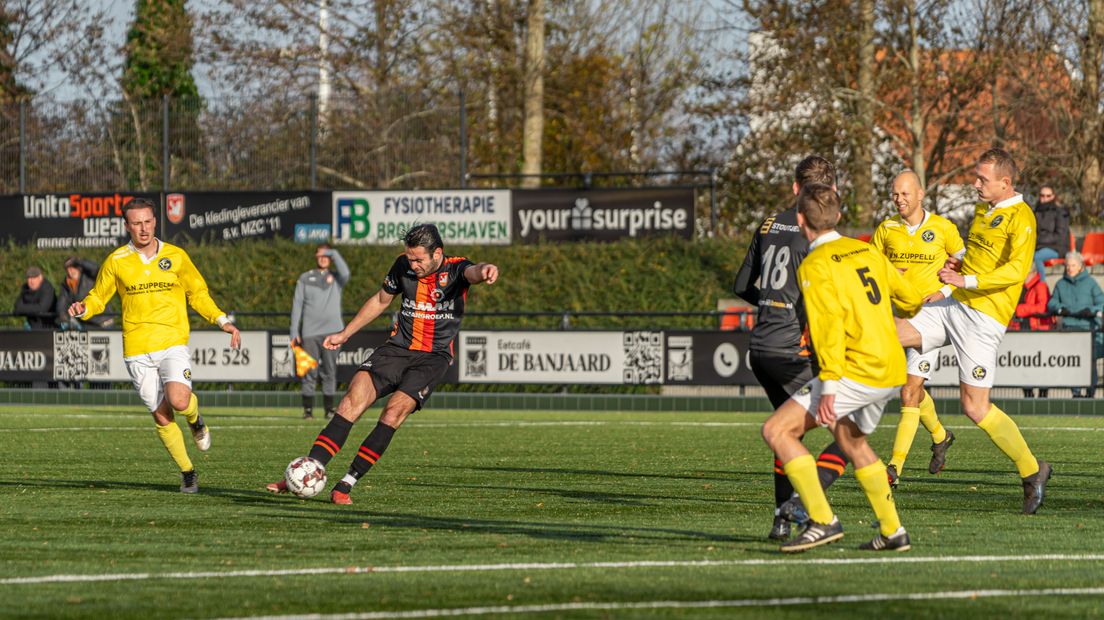 Uitslagen amateurvoetbal zaterdag 25 november - Omroep Zeeland