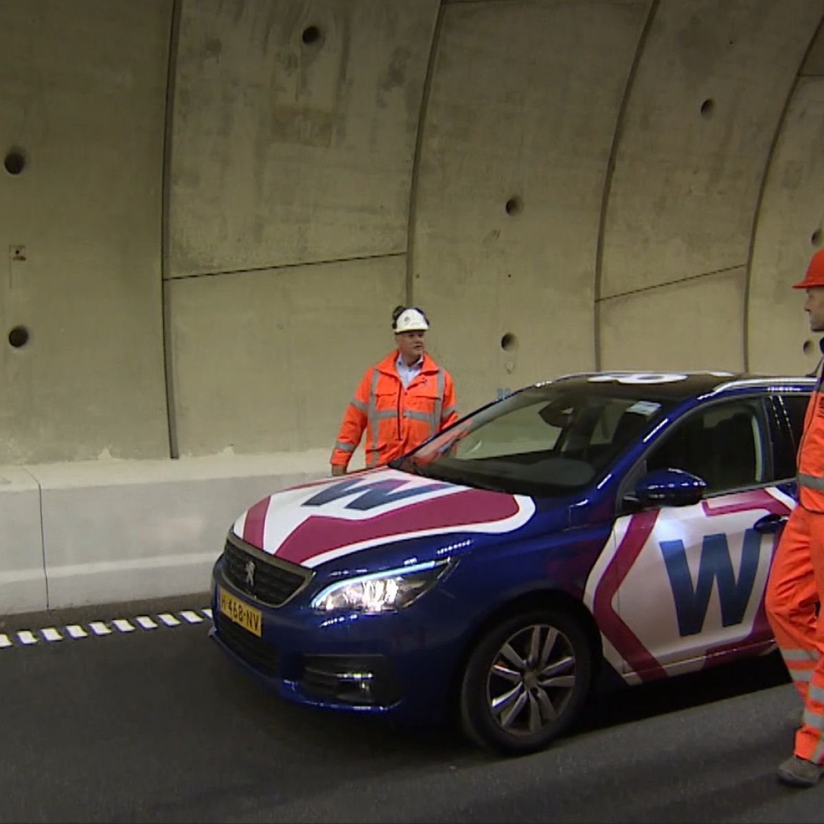 Wat doe je als je met pech stil komt te staan in de tunnel? - Omroep West