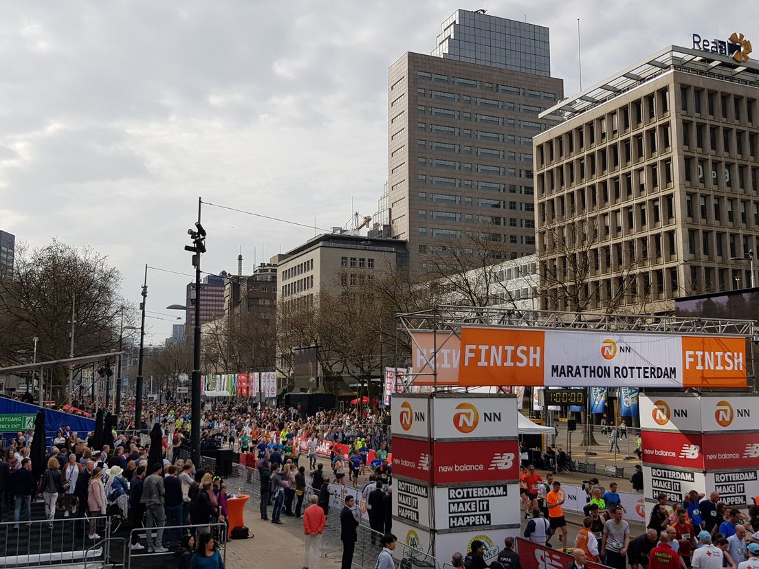 Marathon Rotterdam in foto's - Rijnmond