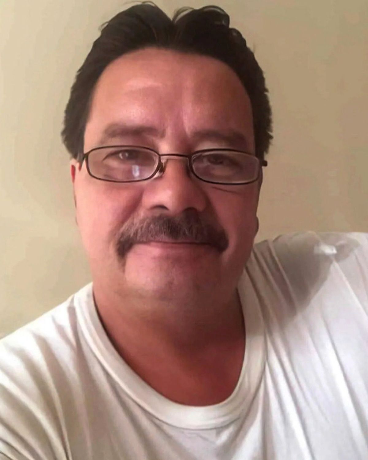 Groot onderzoek naar dood Mike Venema (53) op Curaçao, ook Nederlandse ...