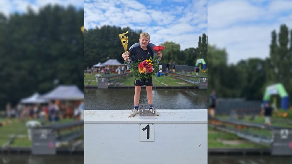 Benjamin Berg (9) Nederlands kampioen fierljeppen - RTV Noord