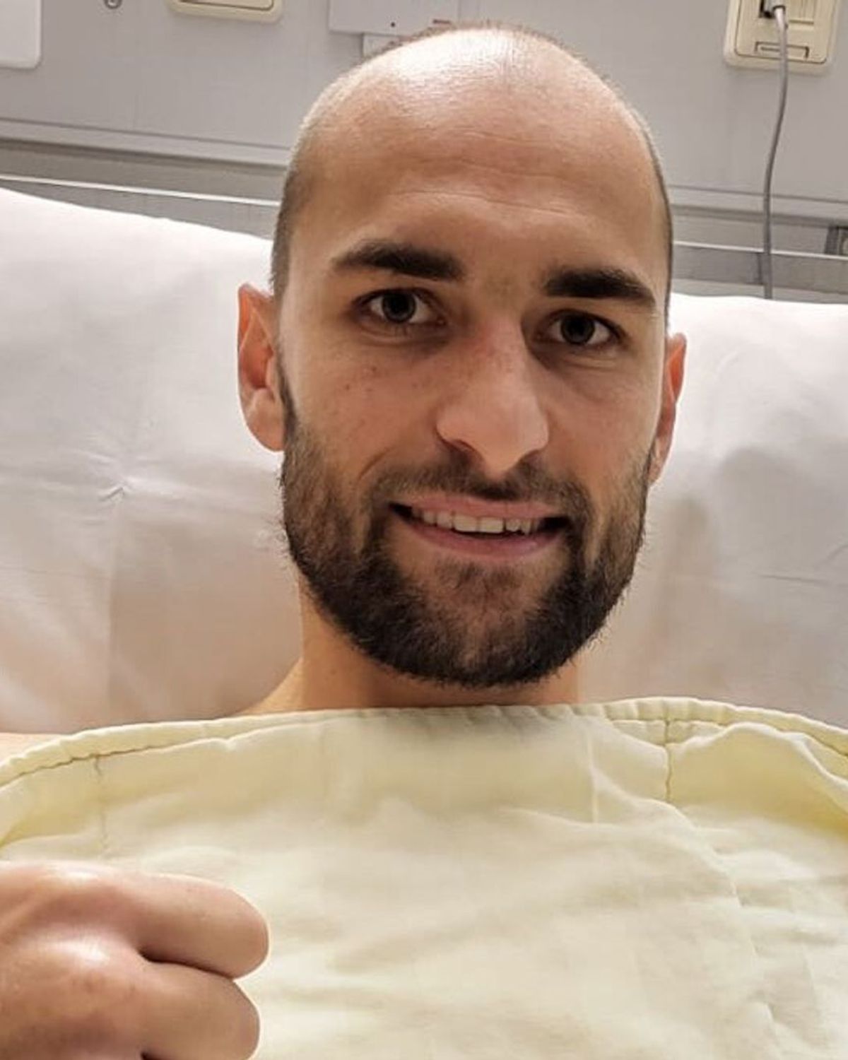 Bas Dost viel uit vanwege ontstoken hartspier: 'Geluk dat ik succesvol ... Bas Dost viel uit vanwege ontstoken hartspier: 'Geluk dat ik succesvol ...