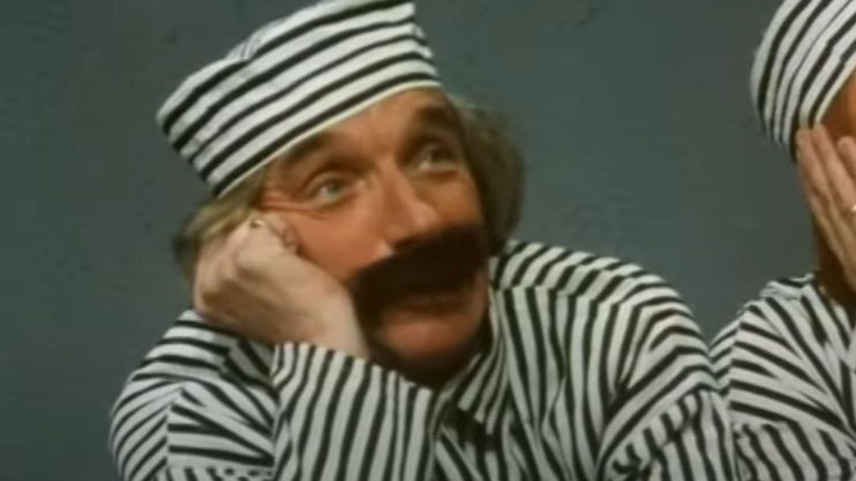 'Wat zeggie?!' Rotterdammer Joop Dikmans, boef B2 uit Bassie & Adriaan ...