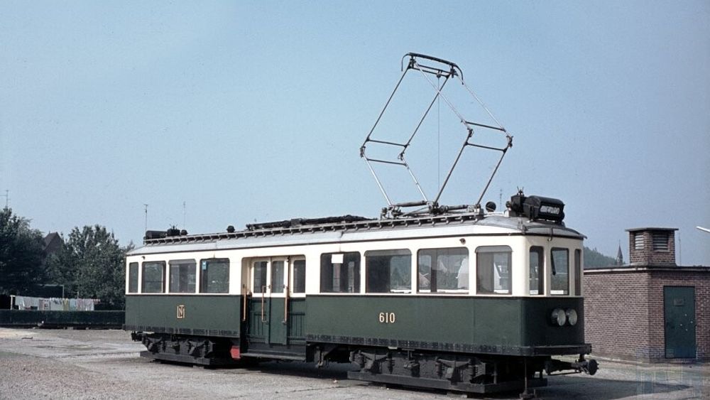 Route Regio: Tram 610 moet terug de straat op - L1