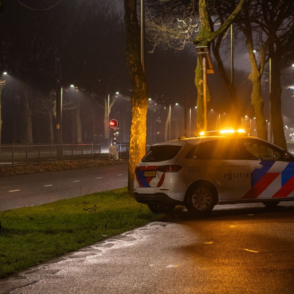 112-nieuws: Ongeluk op Beneluxlaan in Utrecht | Auto over de kop in ...