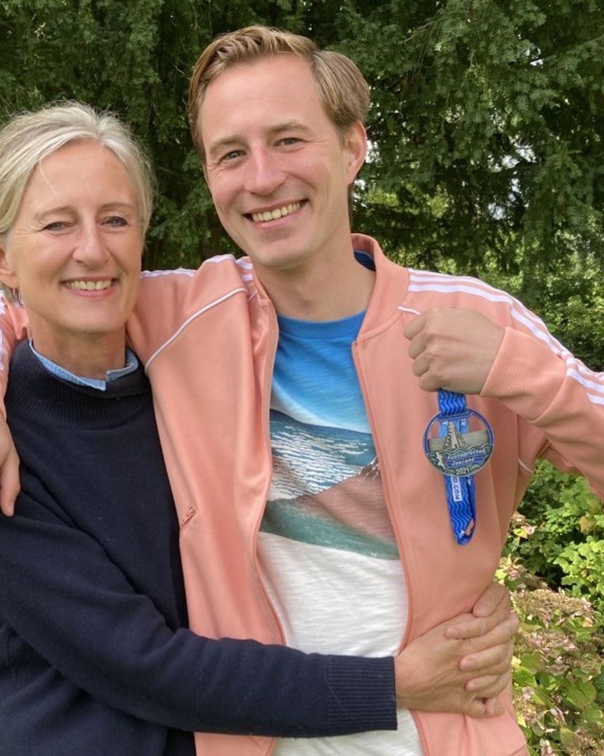 Het leven van Joris hing aan een zijden draadje, maar zaterdag liep hij ...