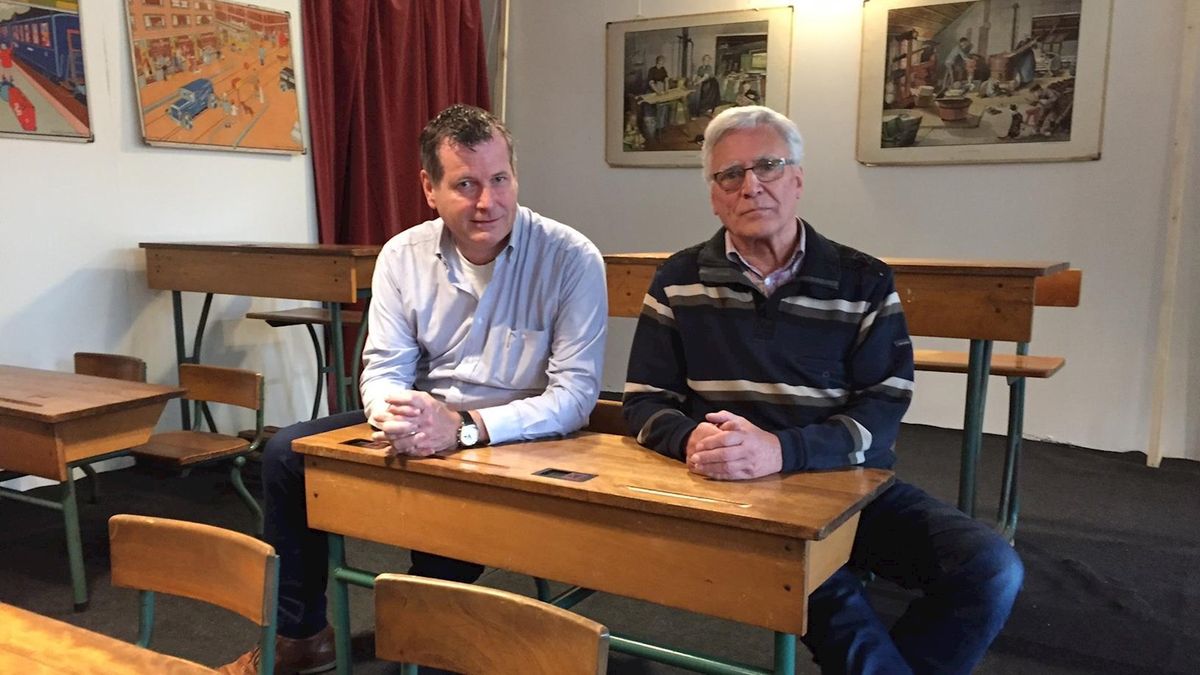 Oude tijden herleven in schoolklas uit de jaren '50 in Borne - Oost