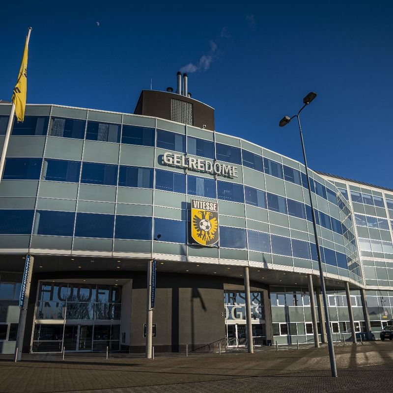 Vitesse sluit cruciale deal met stadioneigenaar, Van de Kuit dwingt ...