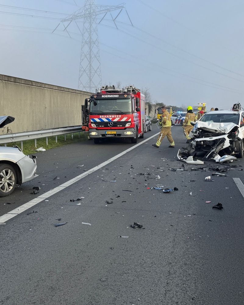 Gewonde en ravage door ongeval A73: snelweg dicht - L1 Nieuws