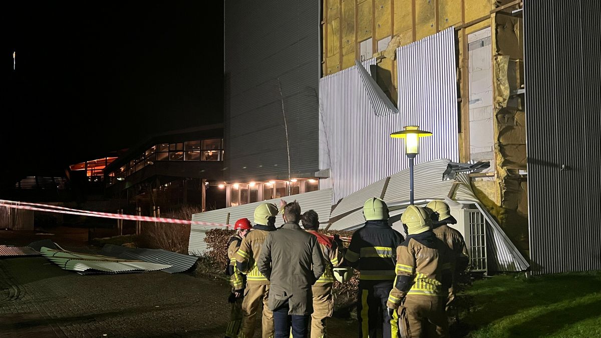 112-nijs 22 febrewaris: Sydgevel hotel Drachten nei ûnderen kaam ...