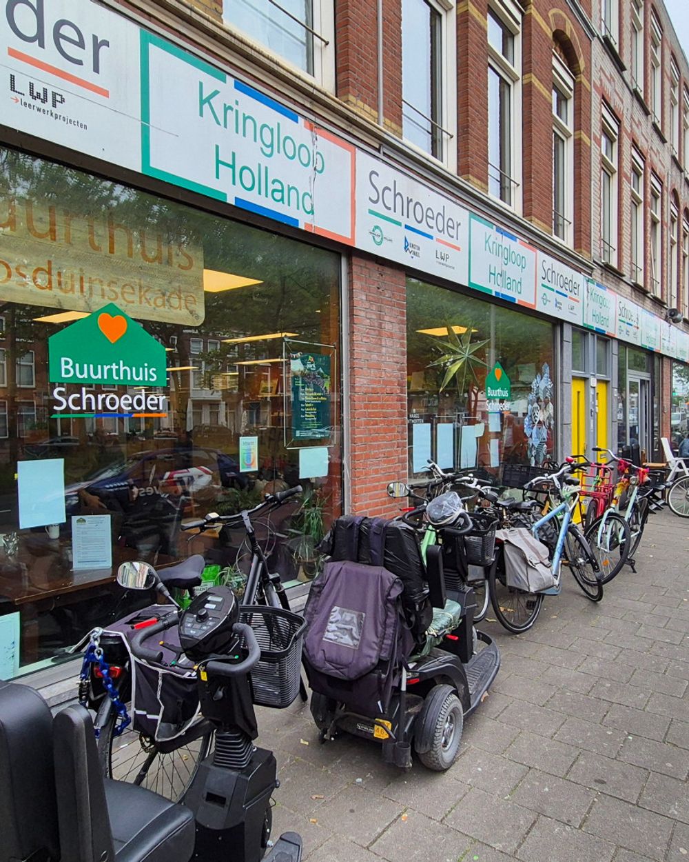 'Huilen, alleen maar huilen', veel verdriet om faillissement van bekende kringloopwinkel ...