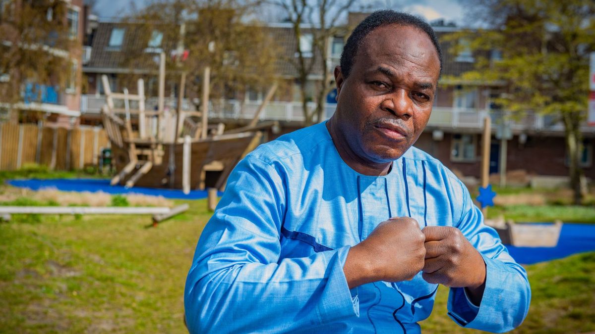 Bashir strijdt tegen vrouwenbesnijdenis: 'Had ik mijn zus maar ...