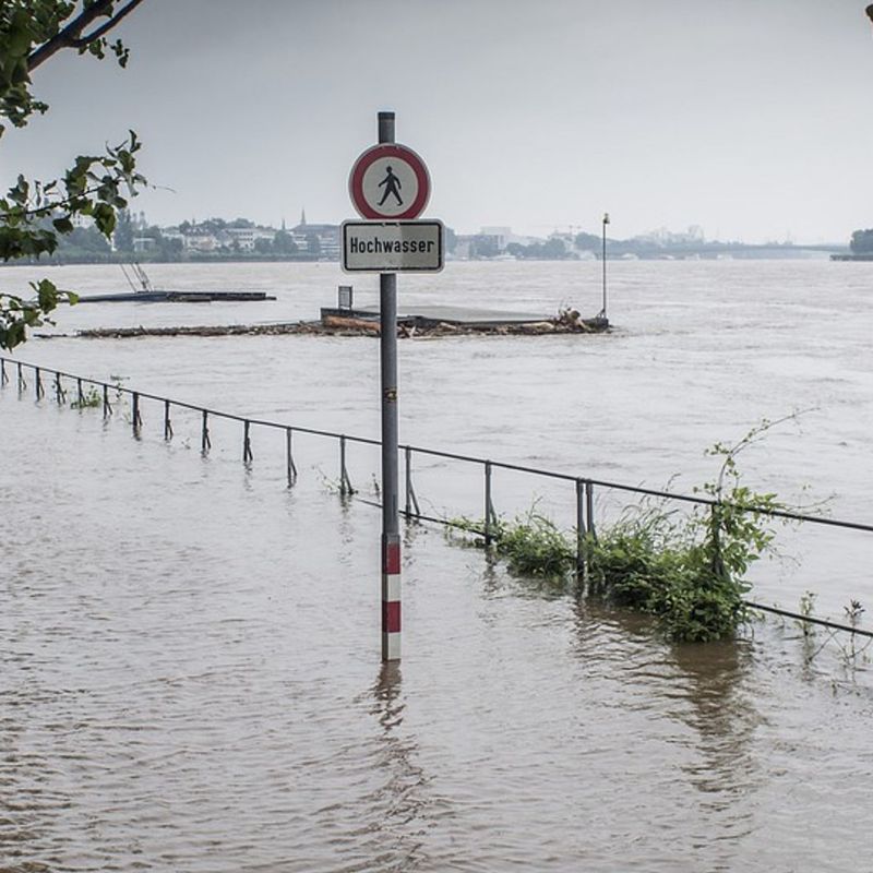 Slachtoffer overstroming Duitsland 300 kilometer verderop aangetroffen ...