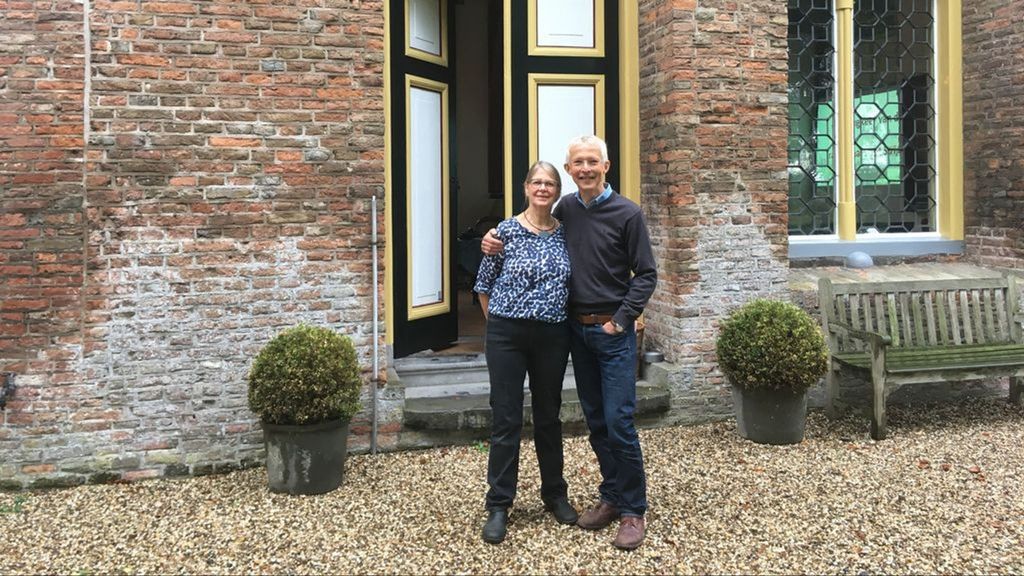 Sylvia en Rudi openen hun kasteel voor bezoekers tijdens Monumentendag ...
