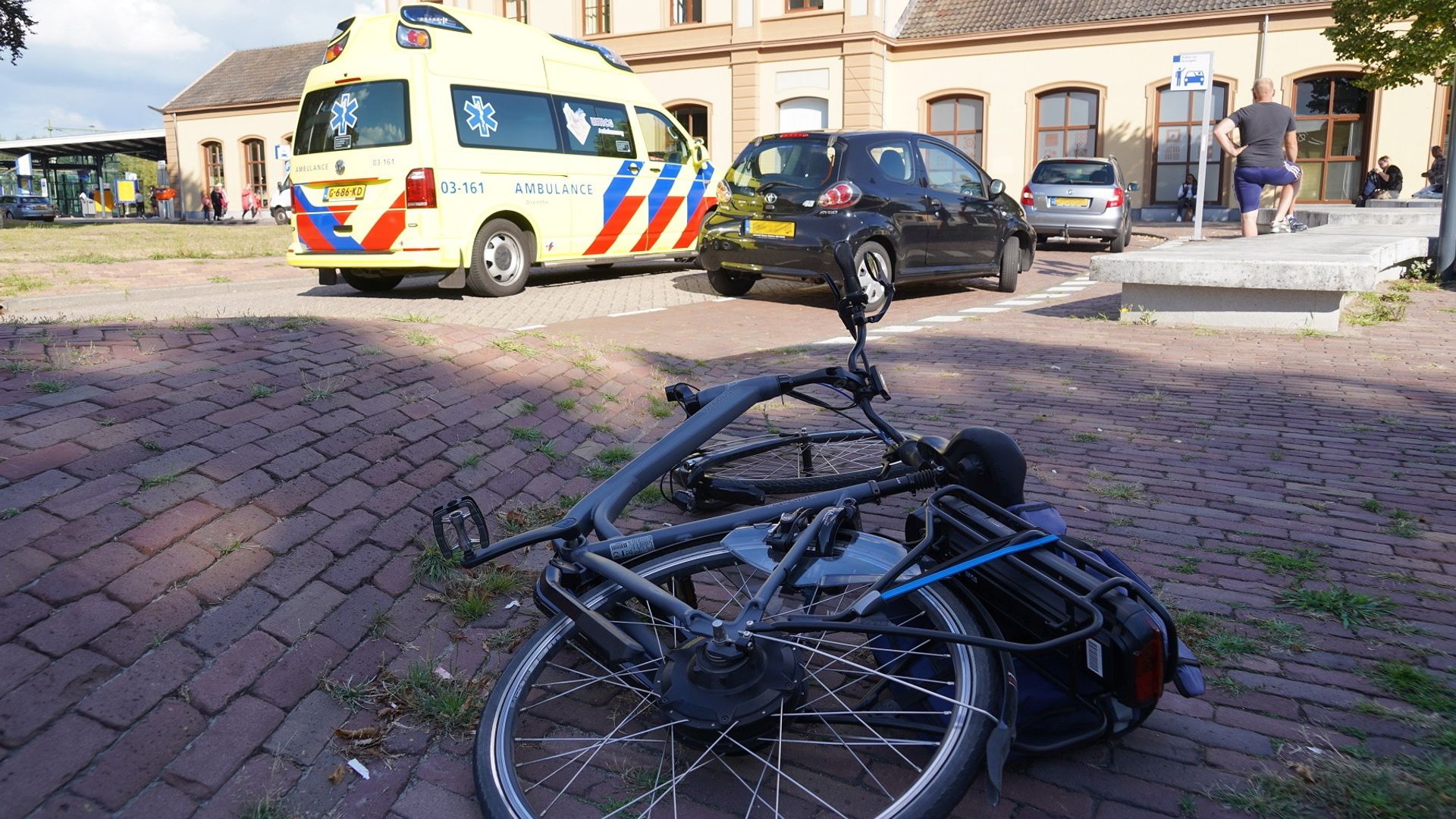 Fietser gewond door aanrijding bij station Meppel - RTV Drenthe