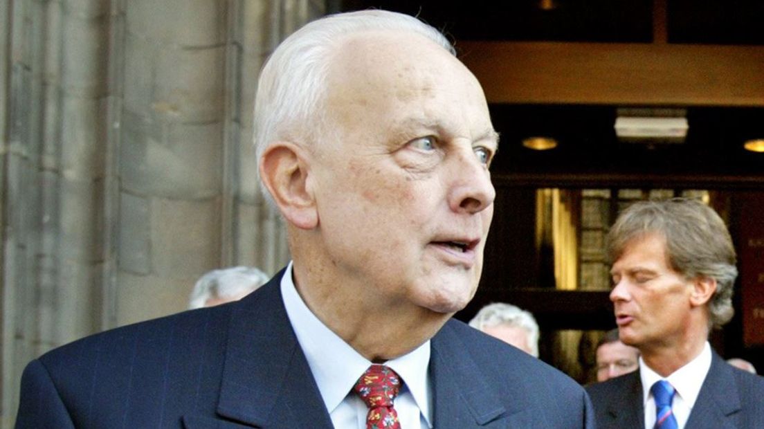 Vader van burgemeester West Maas en Waal, Piet Steenkamp, overleden ...