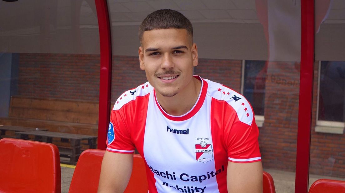 FC Emmen 2 verliest van FC Den Bosch, drie goals Lars Miedema - RTV Drenthe